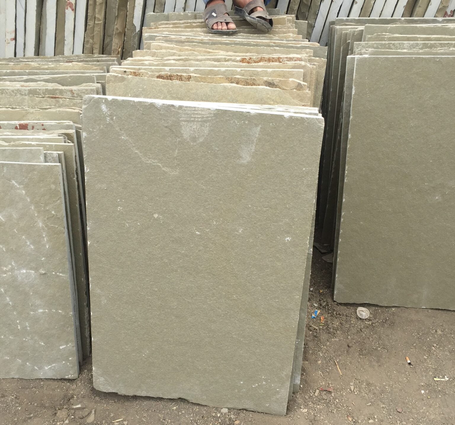 Brown kota stone in kota Rajasthan-All size and finish is availbale